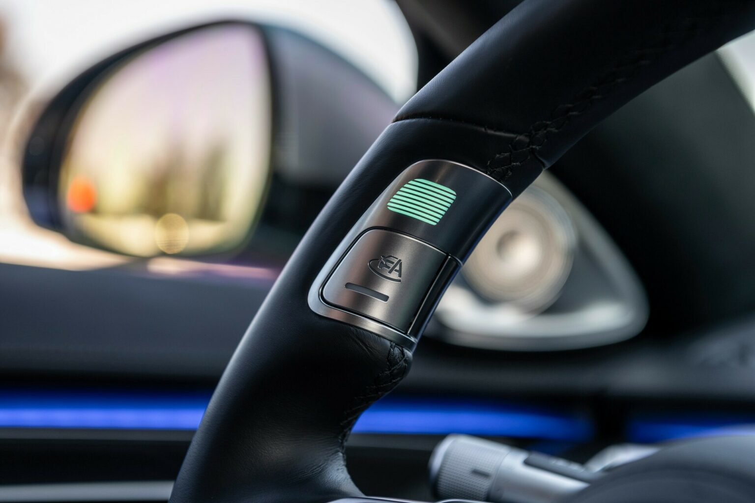 Mercedes Becomes First Brand To Offer Level 3 Autonomous Driving In USA ...