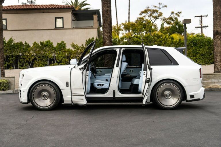 Is This Modified Rolls-Royce Cullinan Really Worth $729,995? | Carscoops