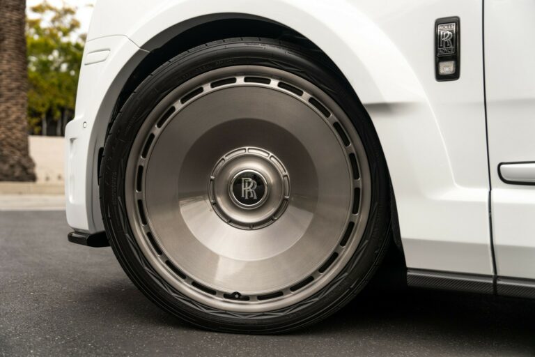 Is This Modified Rolls-Royce Cullinan Really Worth $729,995? | Carscoops