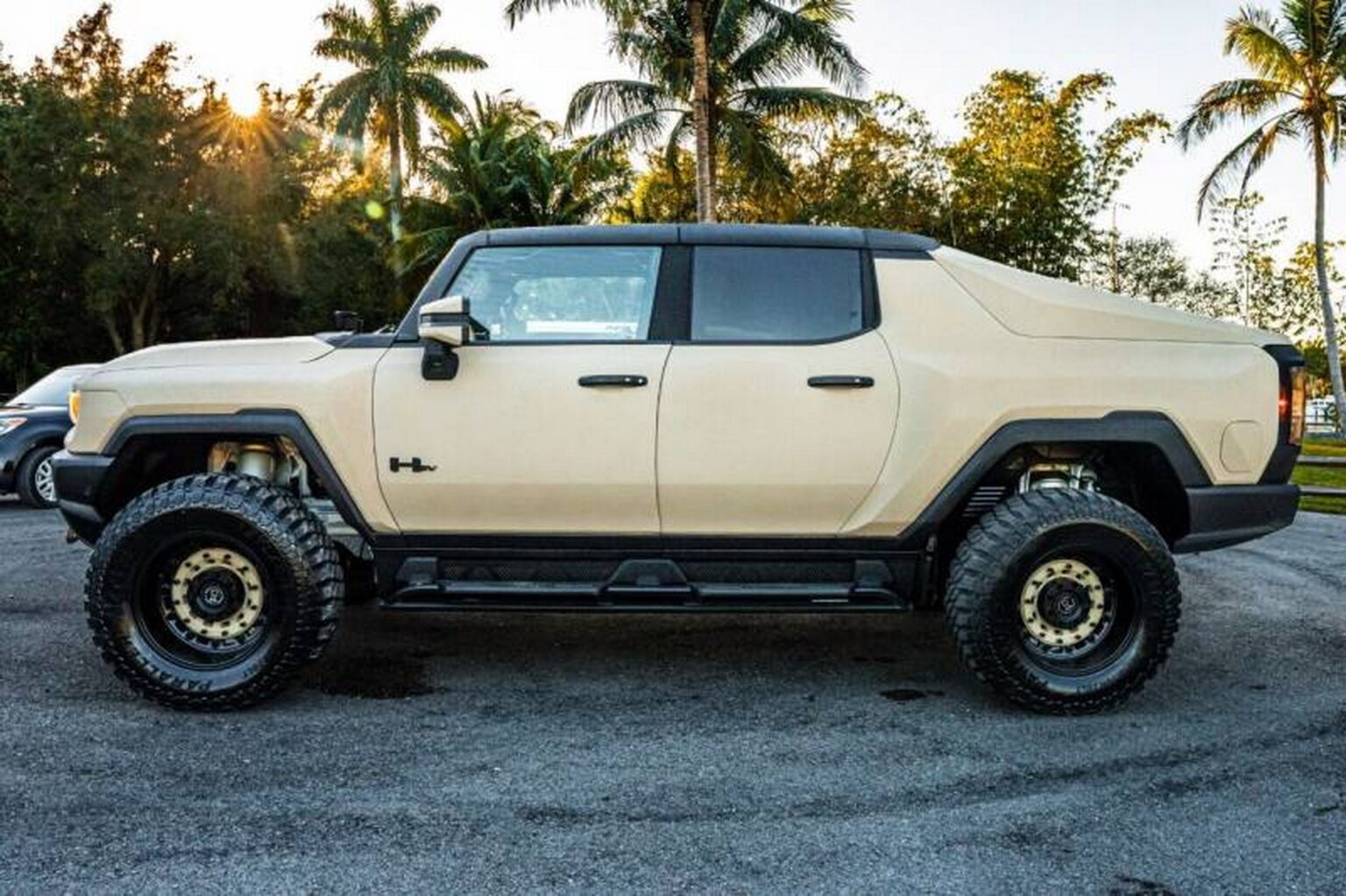 Second Kevlar-Coated GMC Hummer EV Rocks The Desert Storm Look | Carscoops