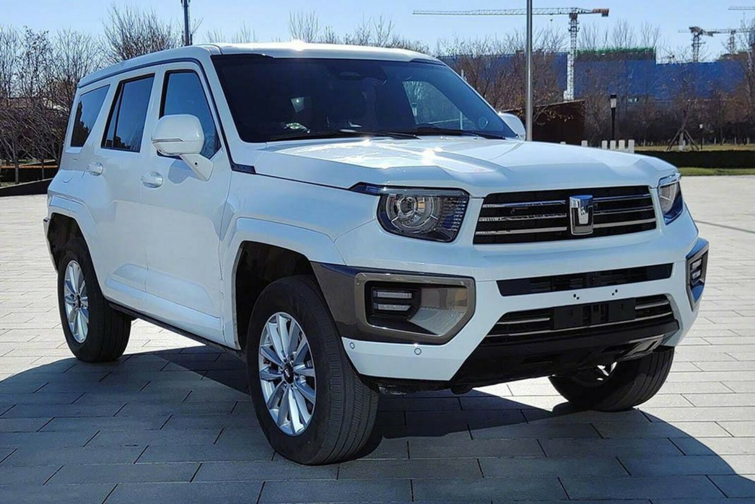 Tank 700 Official Teaser Previews China’s New Land Cruiser Rival ...