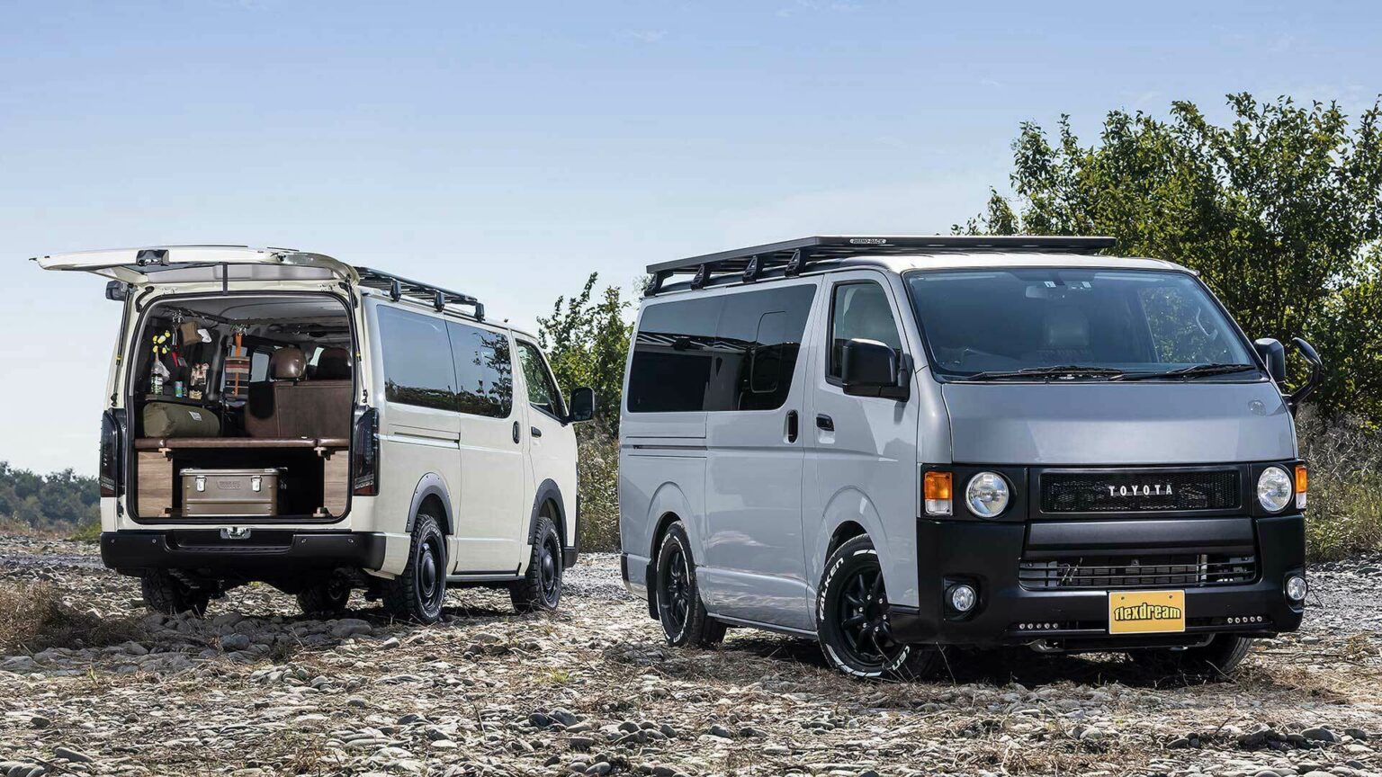Toyota Hiace Reverse Restomod By FlexDream Makes Us Want To Move To ...