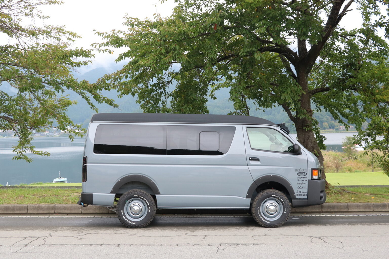 Toyota Hiace Reverse Restomod By FlexDream Makes Us Want To Move To ...