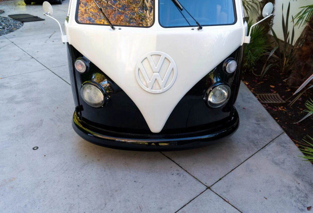 Tastefully Restored VW T1 Samba Bus Has A Porsche Engine | Carscoops