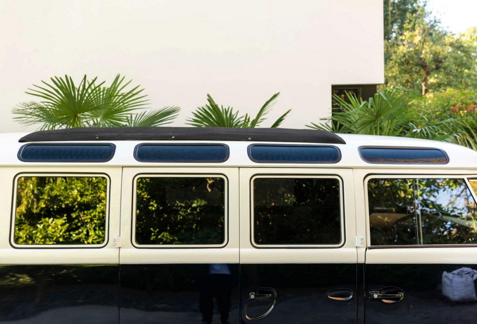 Tastefully Restored VW T1 Samba Bus Has A Porsche Engine | Carscoops