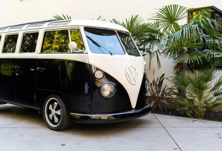 Tastefully Restored VW T1 Samba Bus Has A Porsche Engine | Carscoops