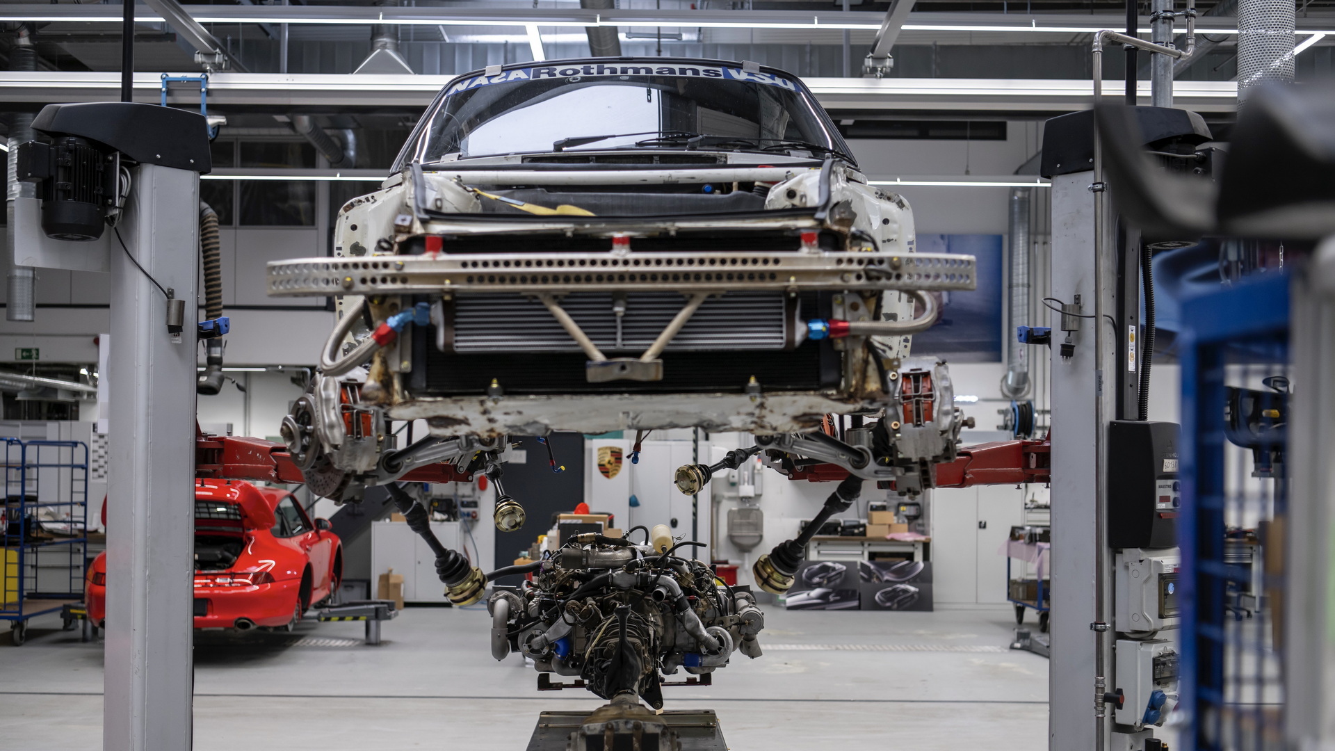 Iconic Porsche Rothmans 959 Paris-Dakar Rally Car Gets Breathtaking ...