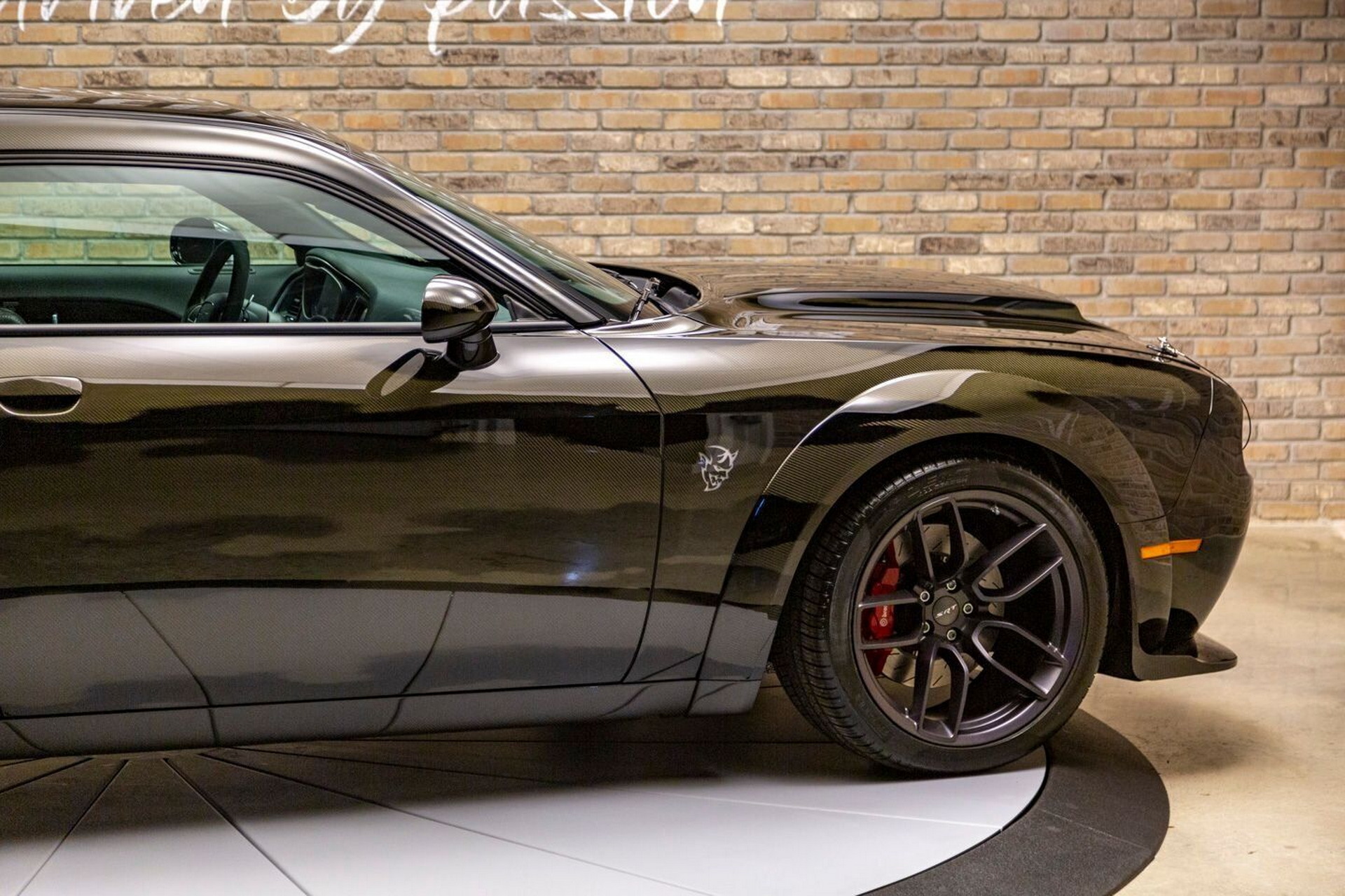 Carbon-Body 2018 Challenger Demon By Speedkore Comes With A Lamborghini ...