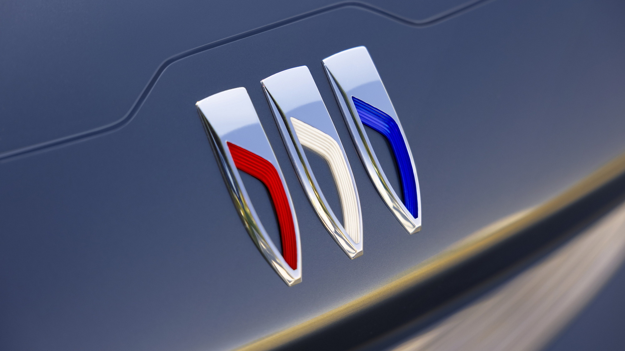 How A Sketching Accident Led To Buick’s Bold New Logo Design | Carscoops