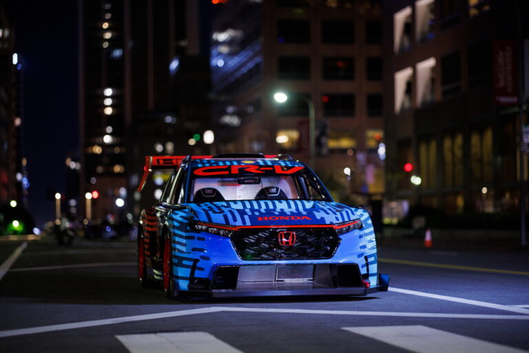 Honda Put An 800-HP INDYCAR Hybrid V6 Under A CR-V Shell | Carscoops