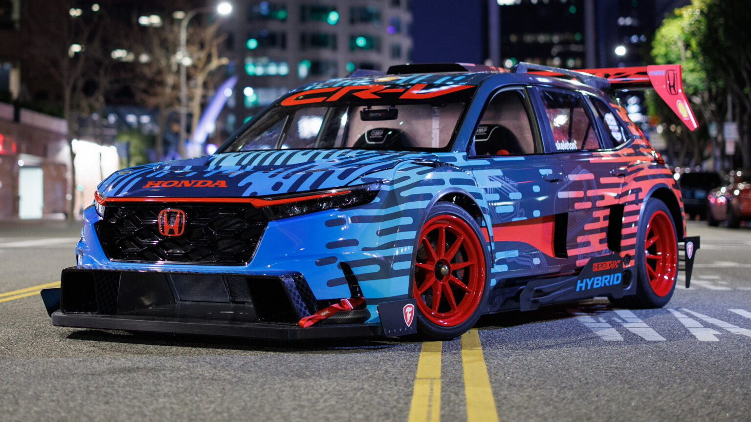 Honda Put An 800-HP INDYCAR Hybrid V6 Under A CR-V Shell | Carscoops