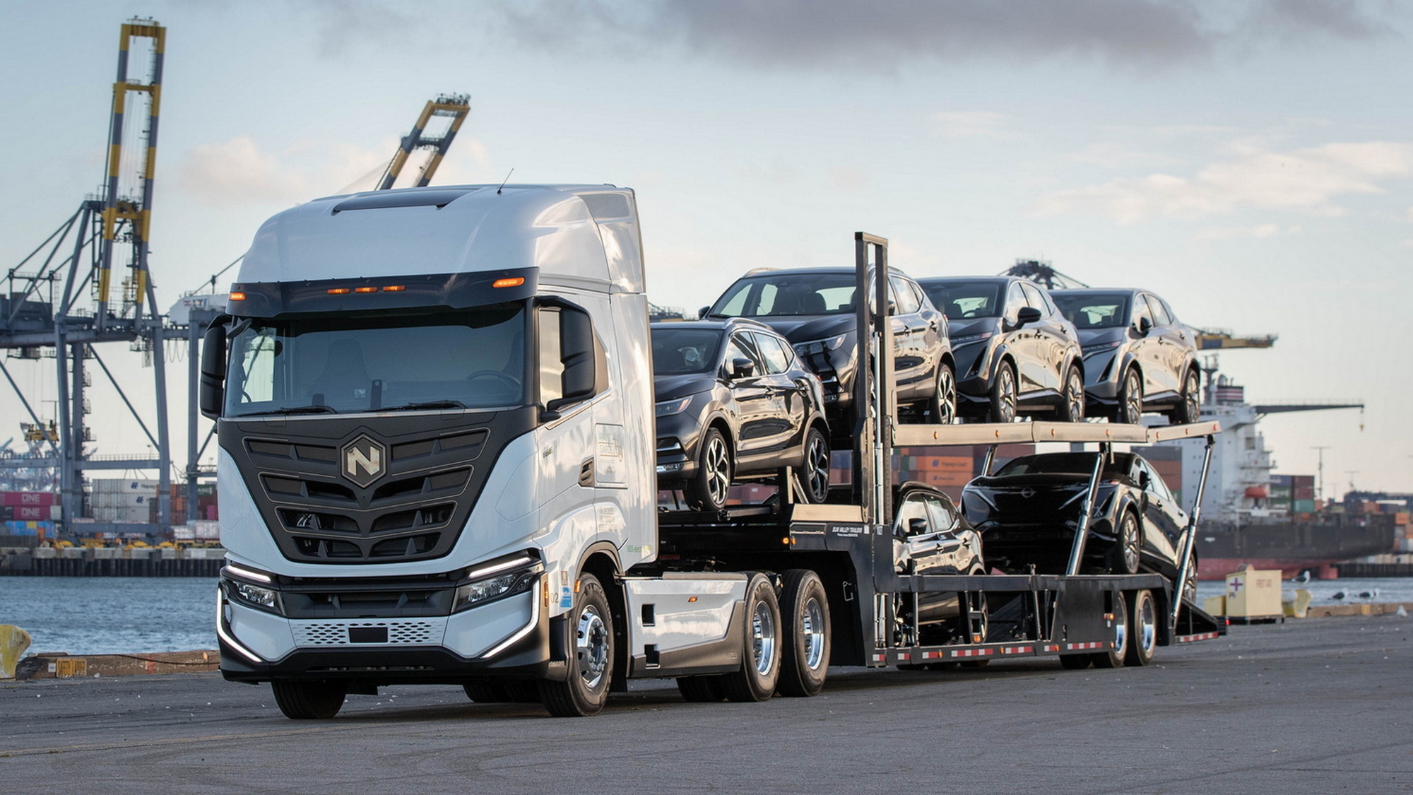 Nissan Trials Electric Car Haulers In Los Angeles | Carscoops