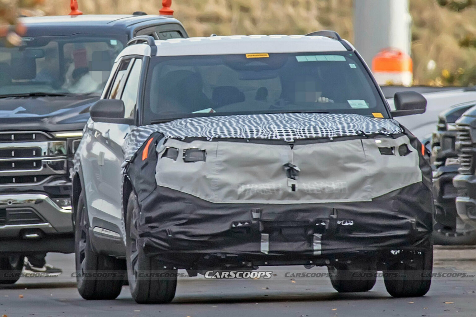 Facelifted 2024 Ford Explorer Spied With Revised Styling And New Tech ...