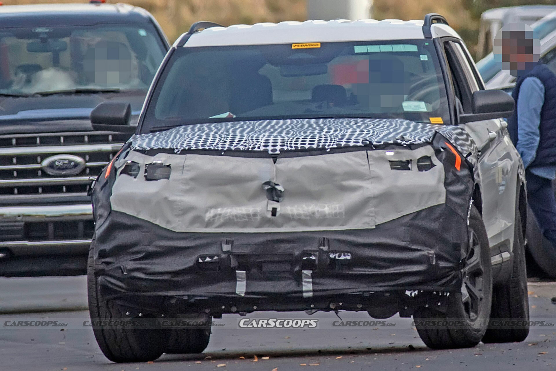 Facelifted 2024 Ford Explorer Spied With Revised Styling And New Tech ...