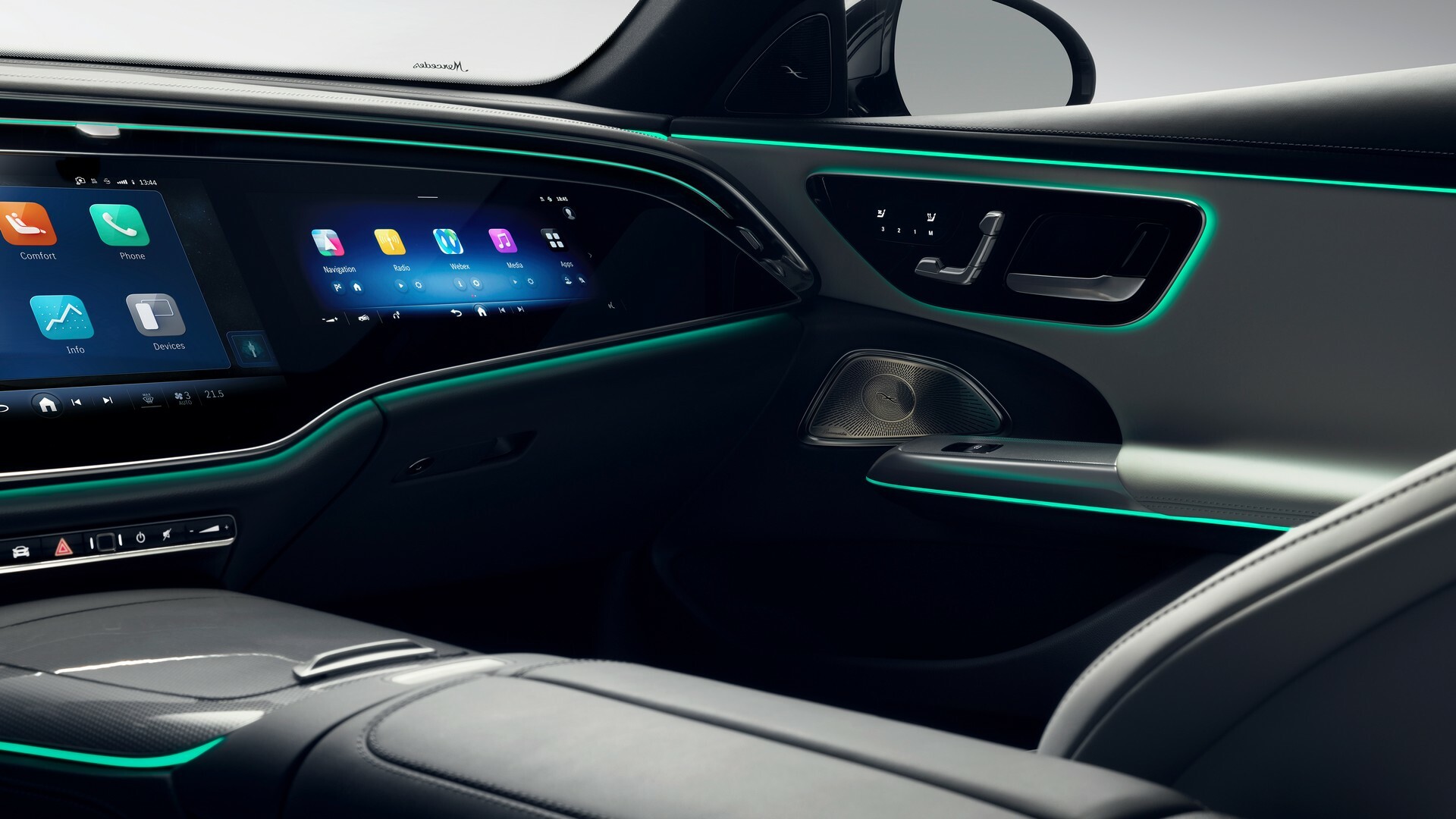 2024 Mercedes E-Class Revealed With A Superscreen, Built In TikTok And ...