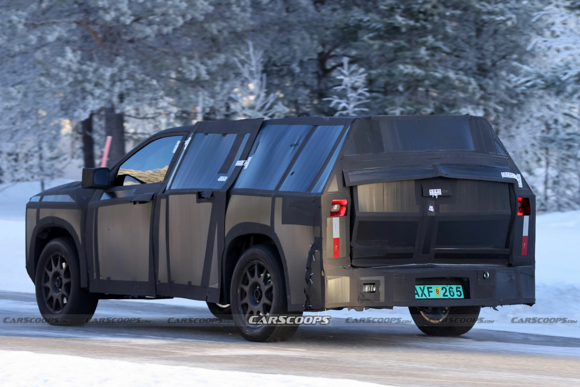 2024 Ram 1200 Spied Testing Alongside The Fiat Toro | Carscoops