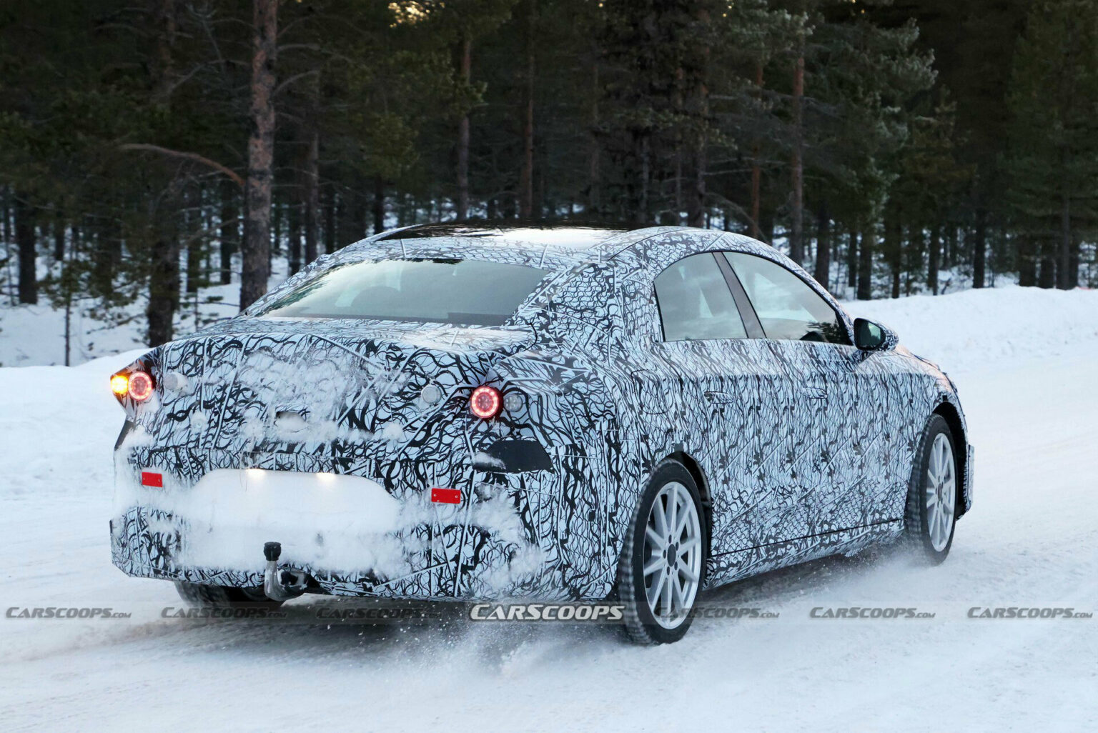 Mercedes CLA And GLC EVs Coming Next Year With Up To 400 Miles Of Range ...
