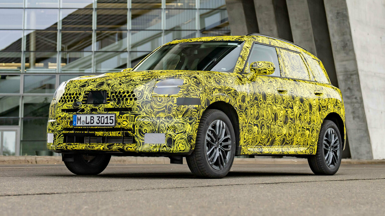 Mini Gearing Up To Start Building Electric Countryman In Germany ...