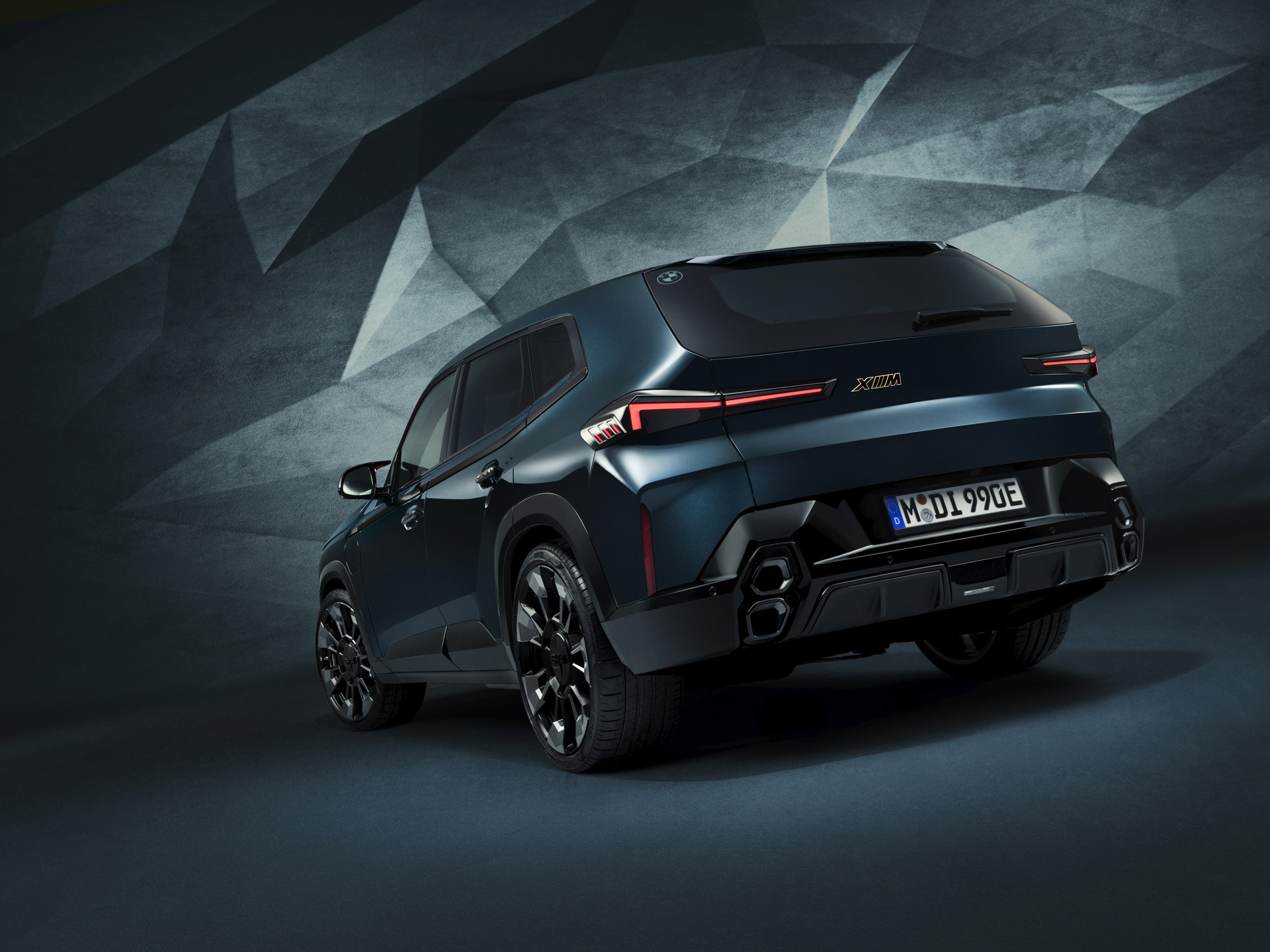 BMW XM Adds Four New Individual Colors: Which One Makes It Look Least ...