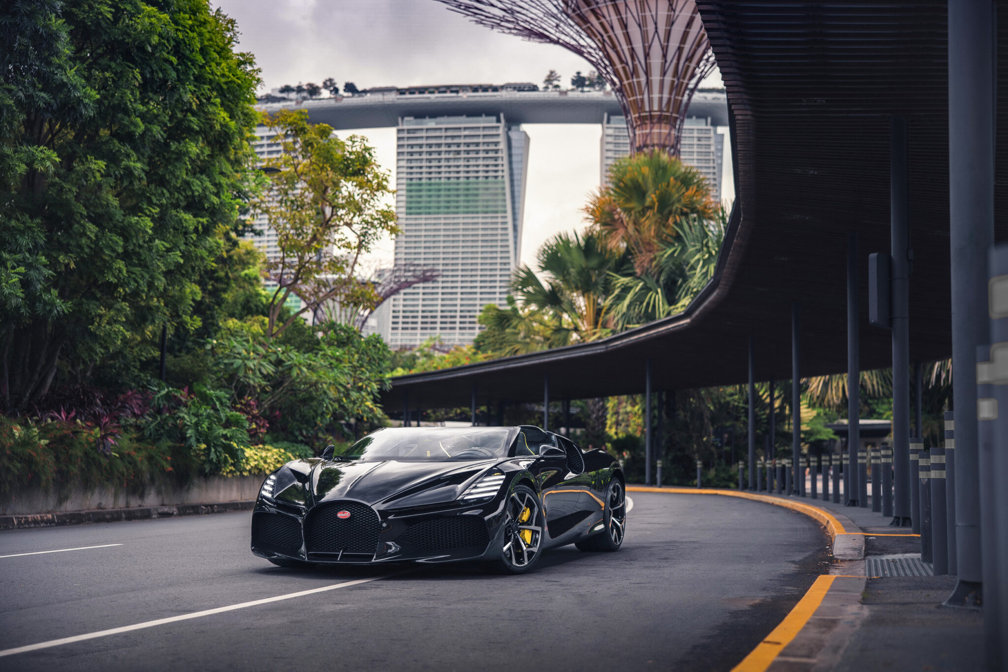 Jaw-Dropping Images Of The Bugatti W16 Mistral Will Take You To ...