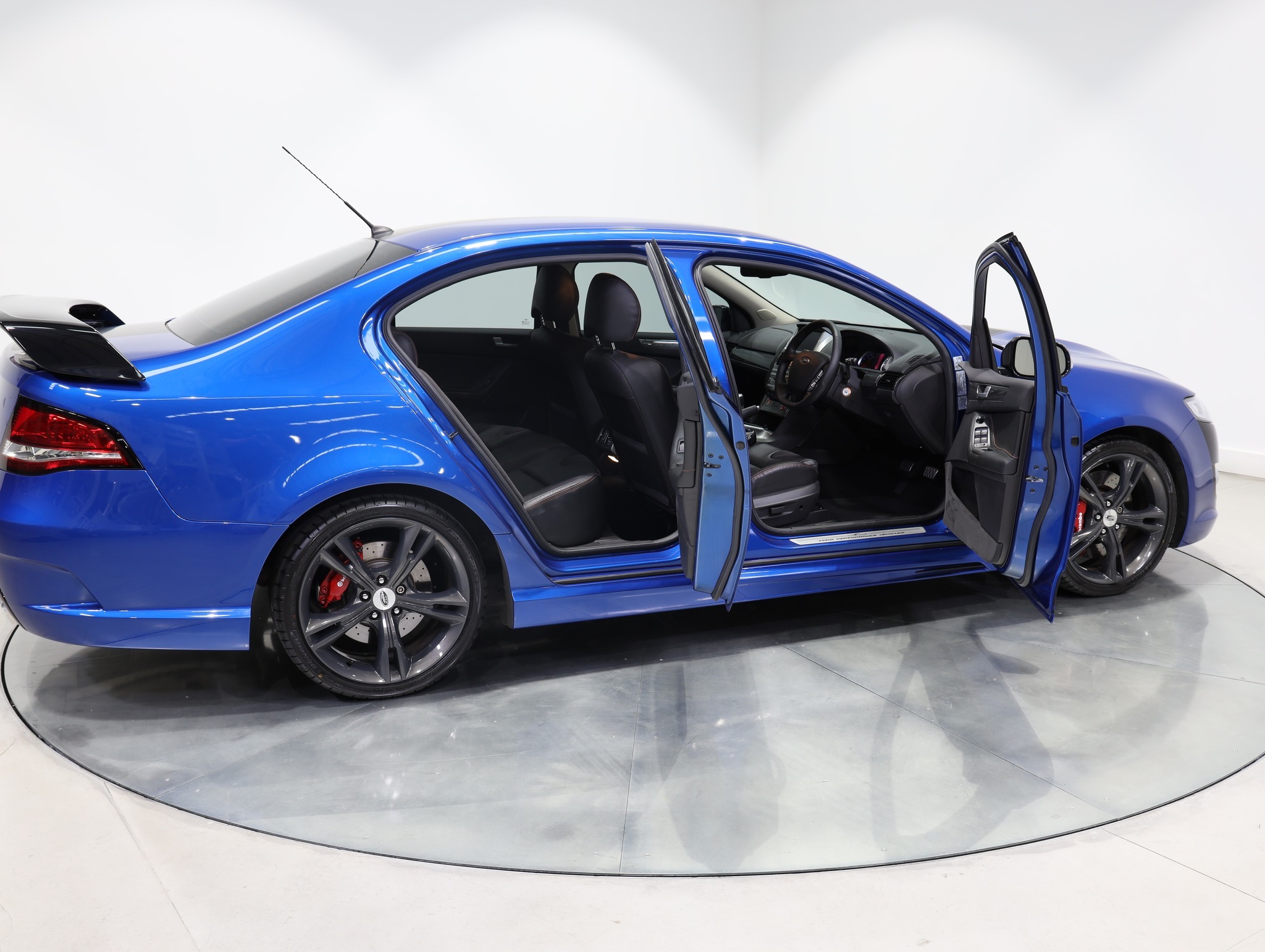 AU$165,000 Will Buy You One Of The Last Ford Falcon GT-Fs Ever Built ...