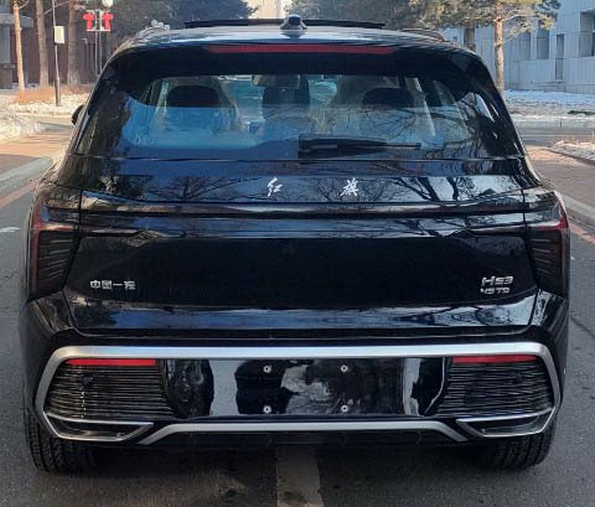 New Hongqi HS3 Is A Luxury Compact SUV Penned Under The Direction Of Ex ...