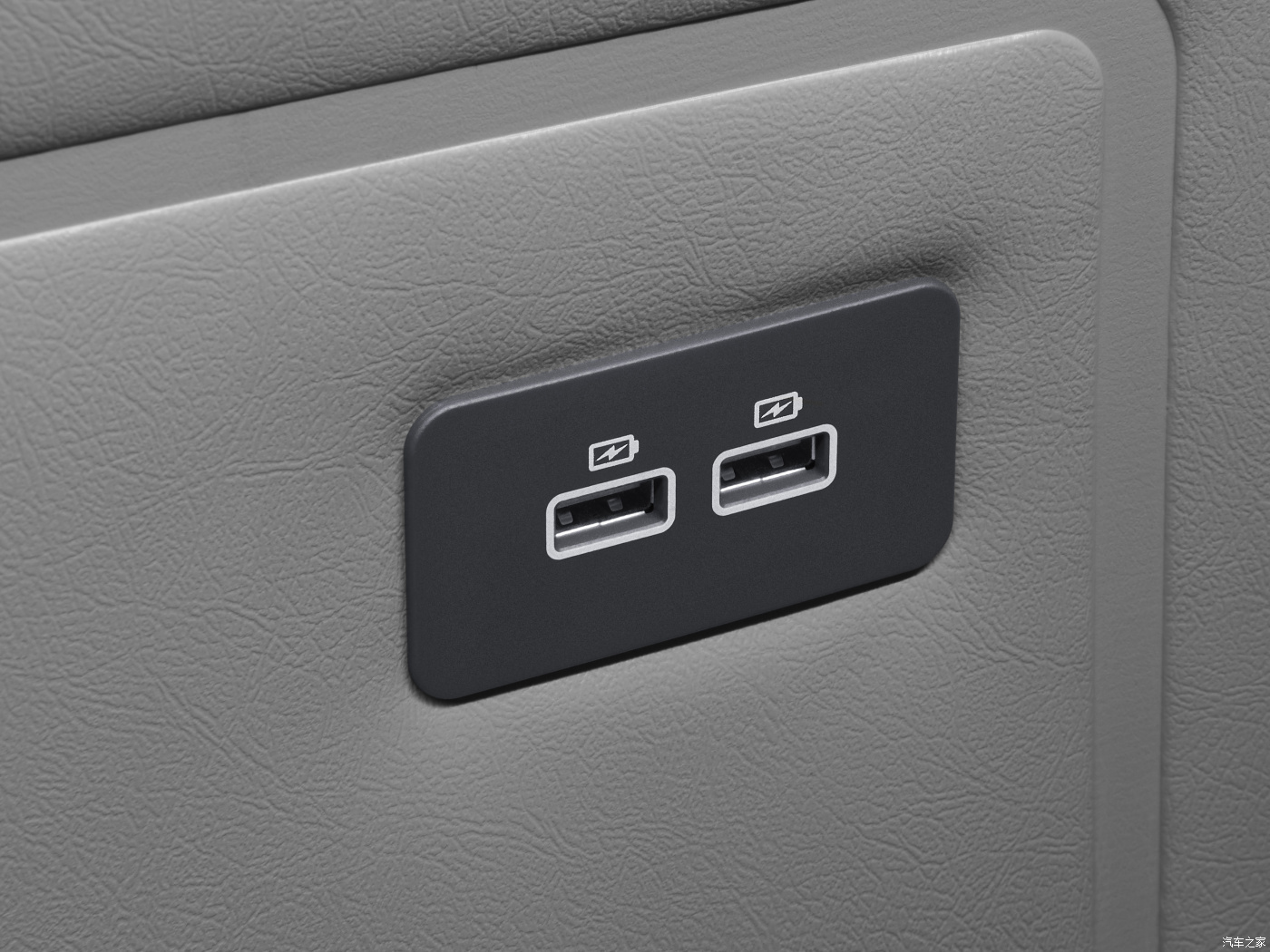 Ford Modernizes The Old Transit Custom In China | Carscoops