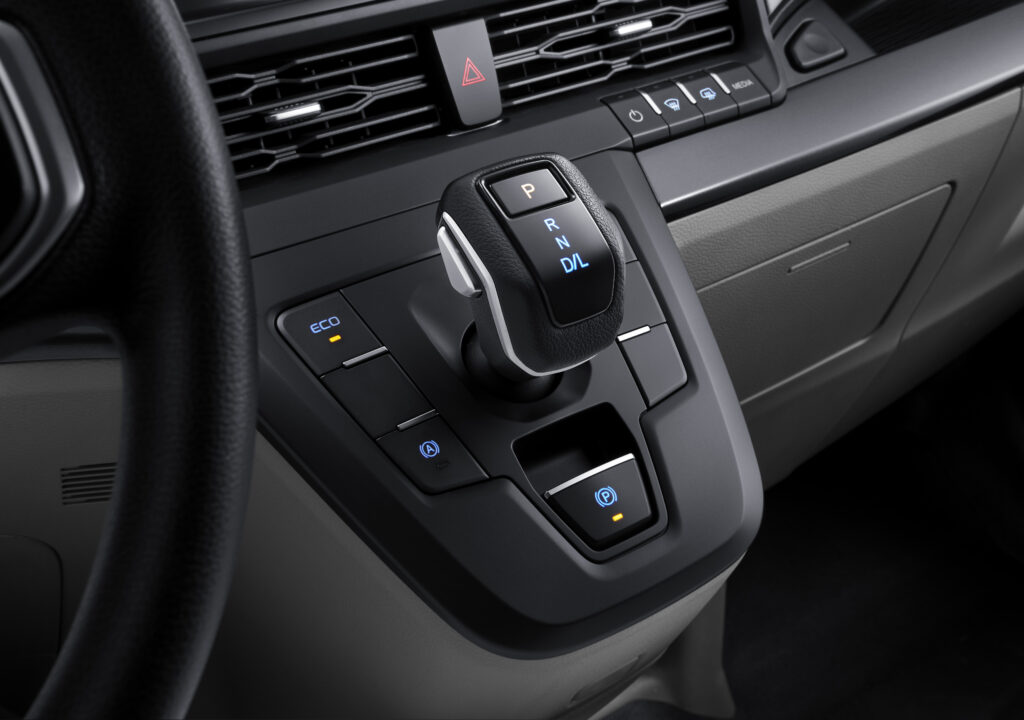 Ford Modernizes The Old Transit Custom In China | Carscoops