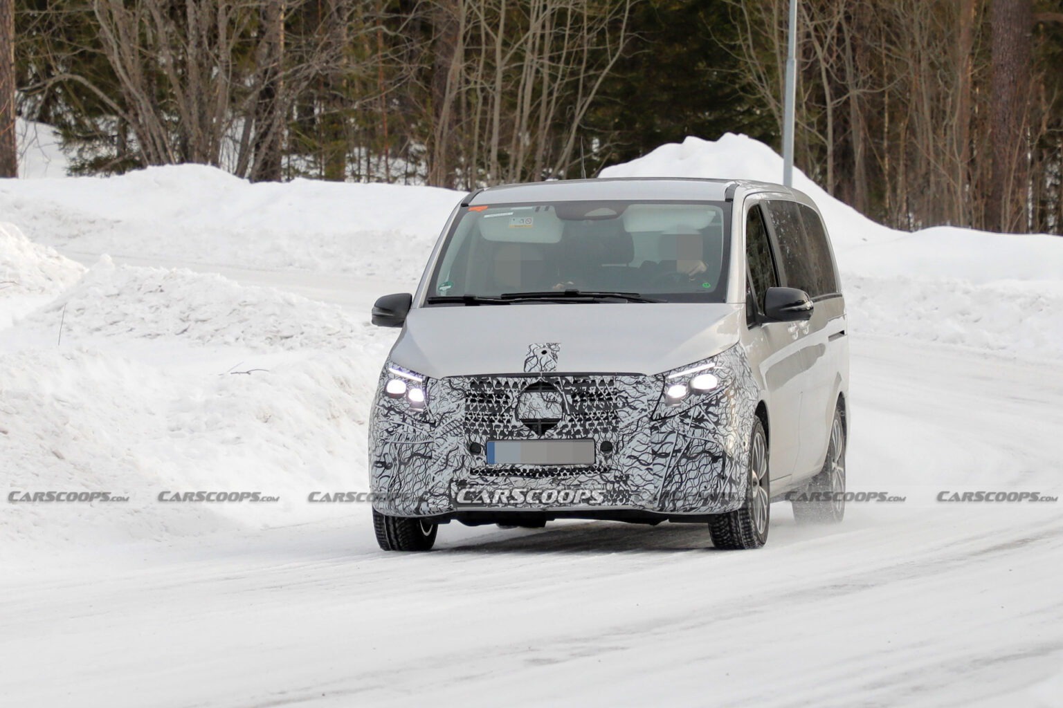 Facelifted 2024 Mercedes V-Class Shows Off Its Huge Digital Dashboard ...
