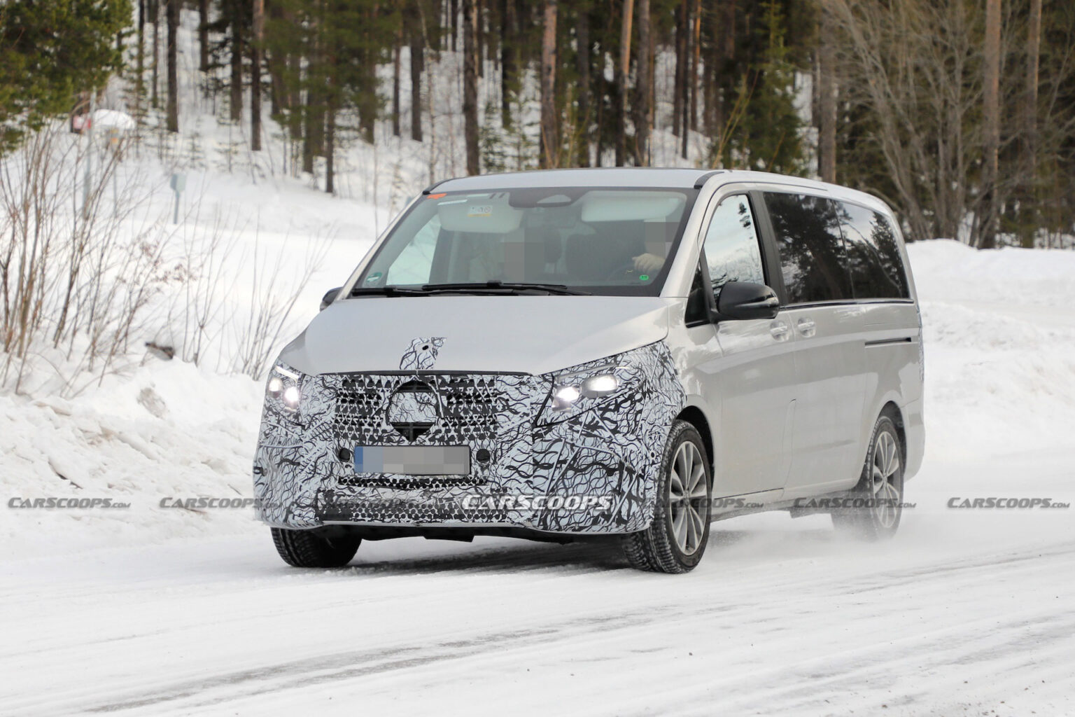 Facelifted 2024 Mercedes V-Class Shows Off Its Huge Digital Dashboard ...