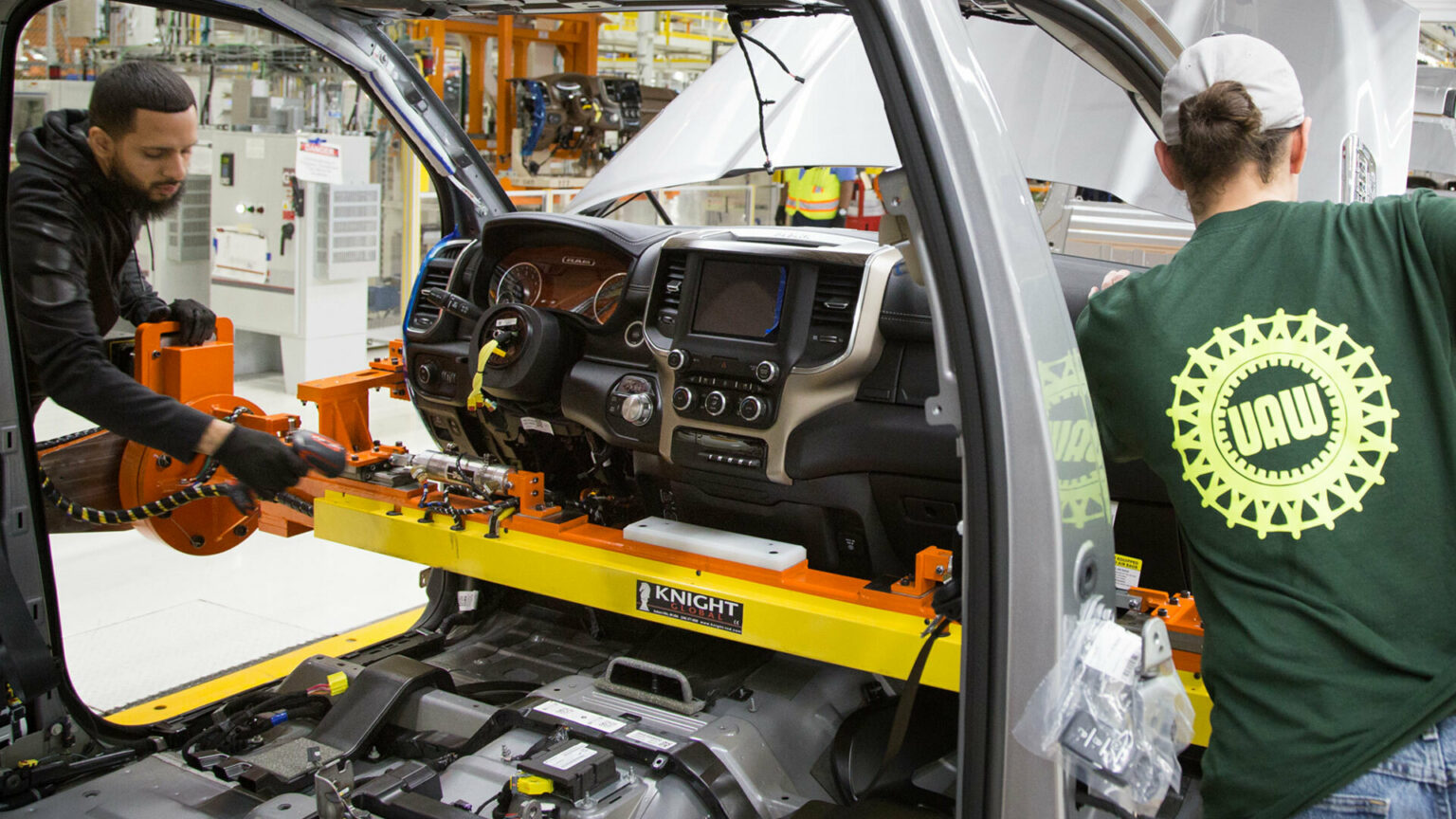 Cha-Ching! Stellantis UAW Employees Get $14,760 After Record Profits ...