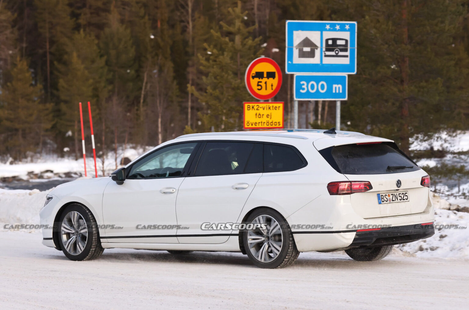 Sleek 2024 Volkswagen Passat Promises Superb Rear Passenger Space ...