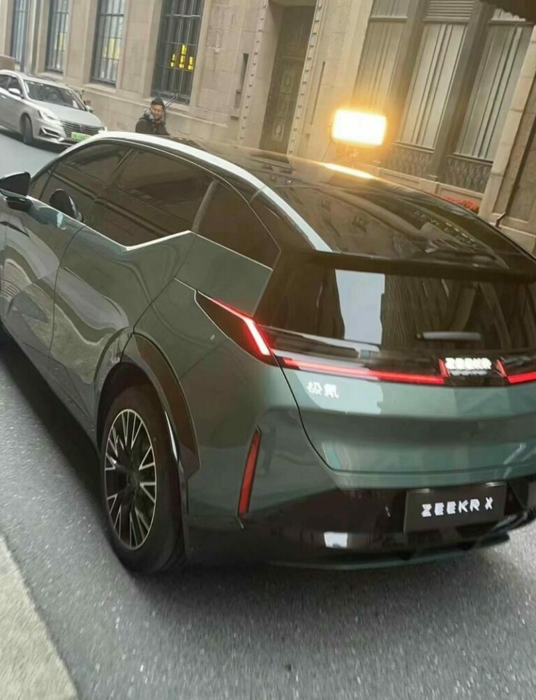 New Zeekr X Is An Electric Crossover Based On The Smart #1 And Volvo ...