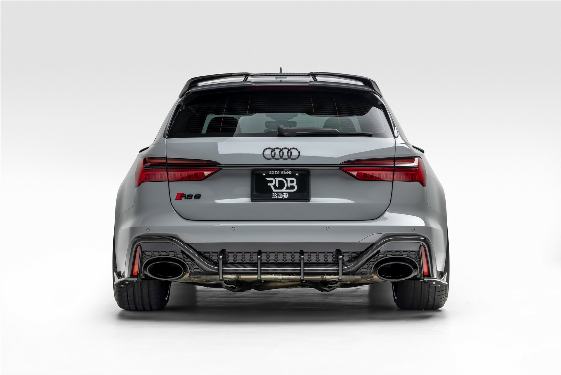 Audi RS6 Avant Gets Upgraded With $20K Full Carbon Fiber Kit | Carscoops