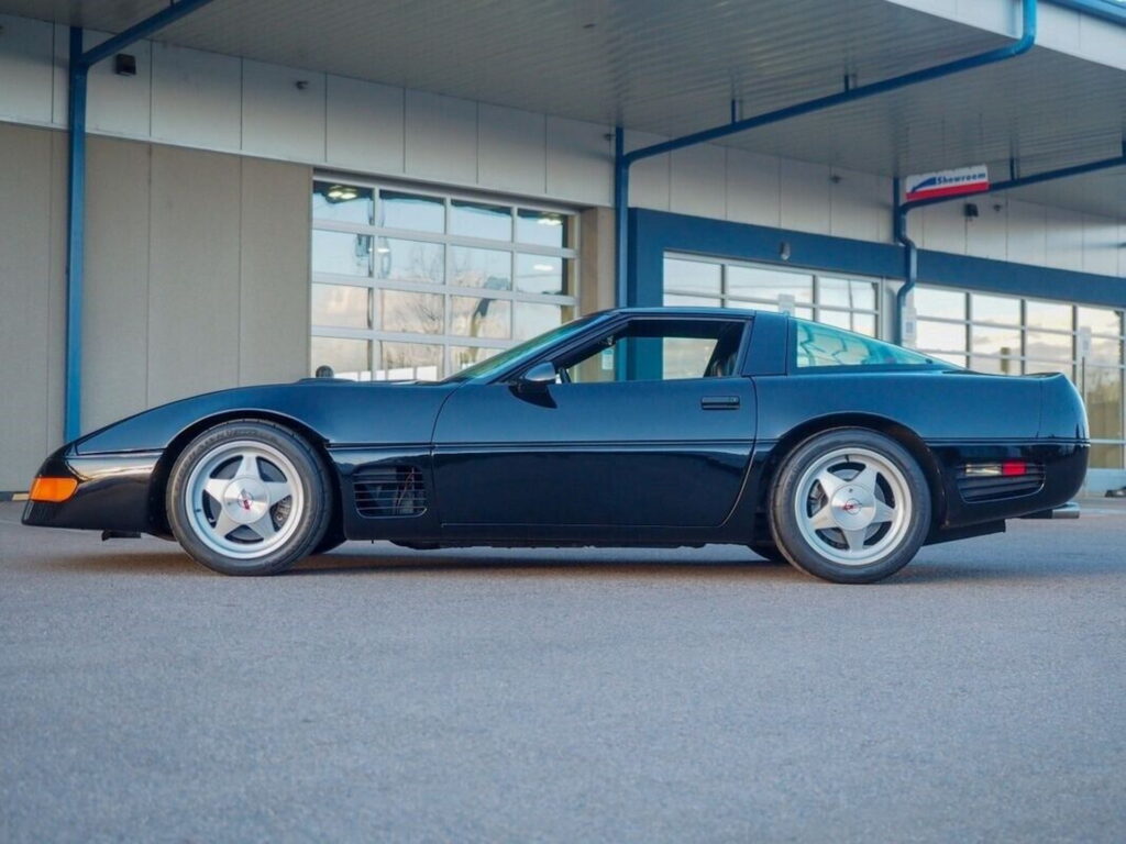 Rare 1991 Callaway Corvette With Twin-Turbo V8 Might Your Ticket To ...