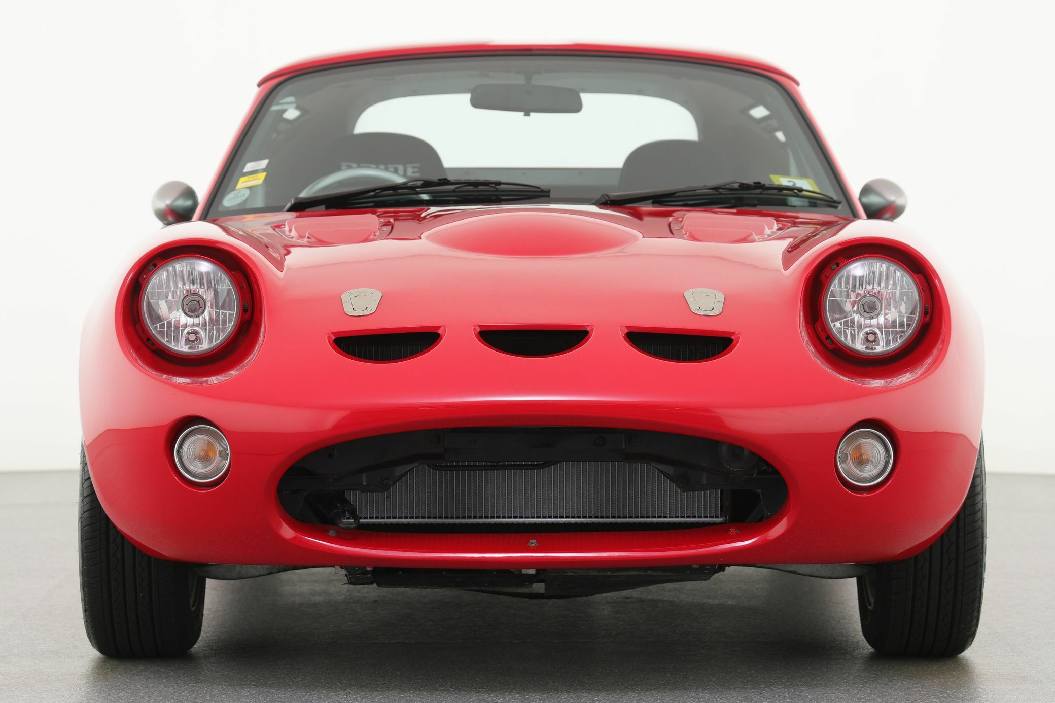 This 1992 Mazda Miata Wants To Be A Japanese Mini Ferrari 250 GTO ...
