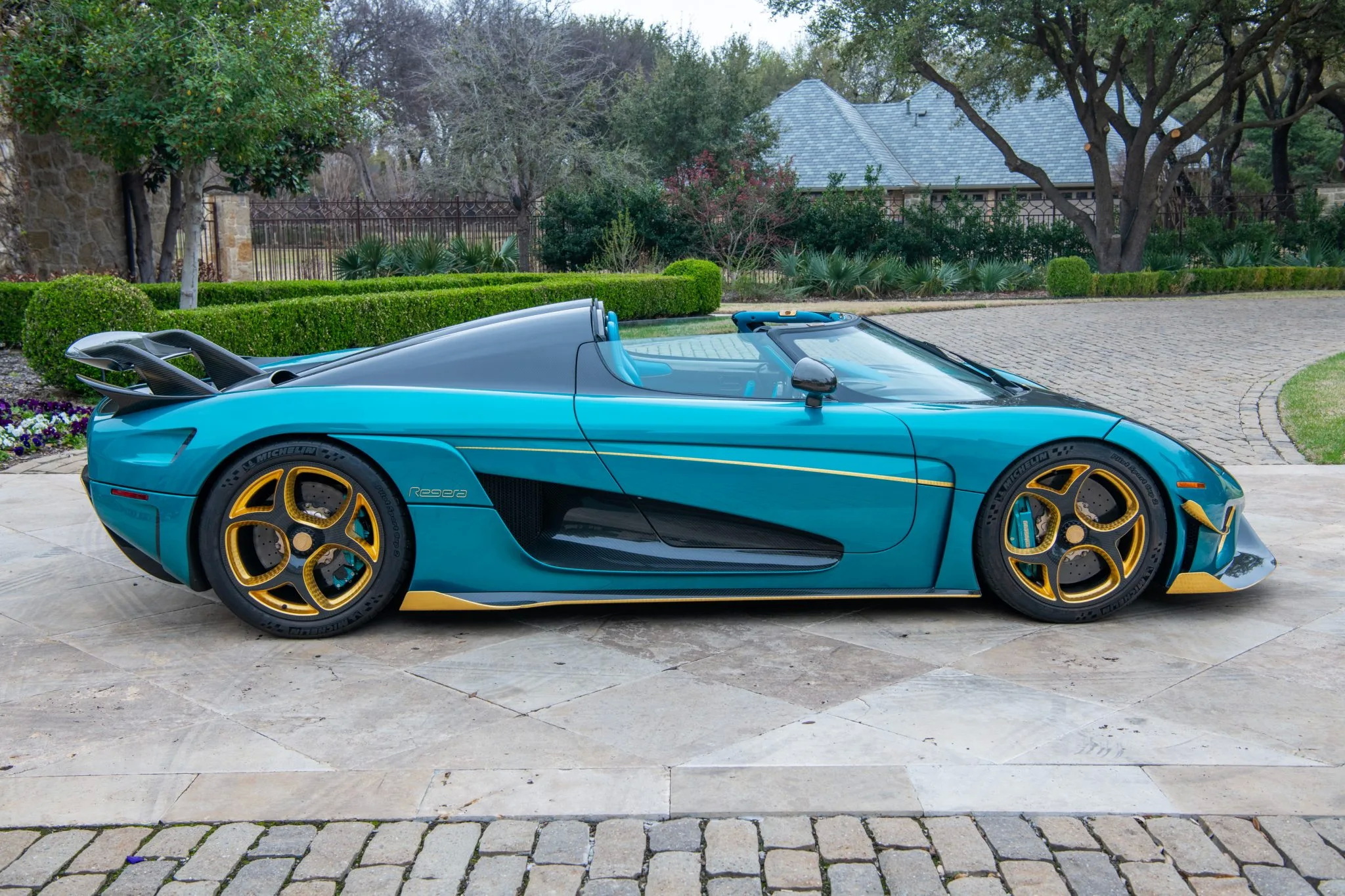 We’re About To Find Out What The Koenigsegg Regera Is Worth On The Open ...