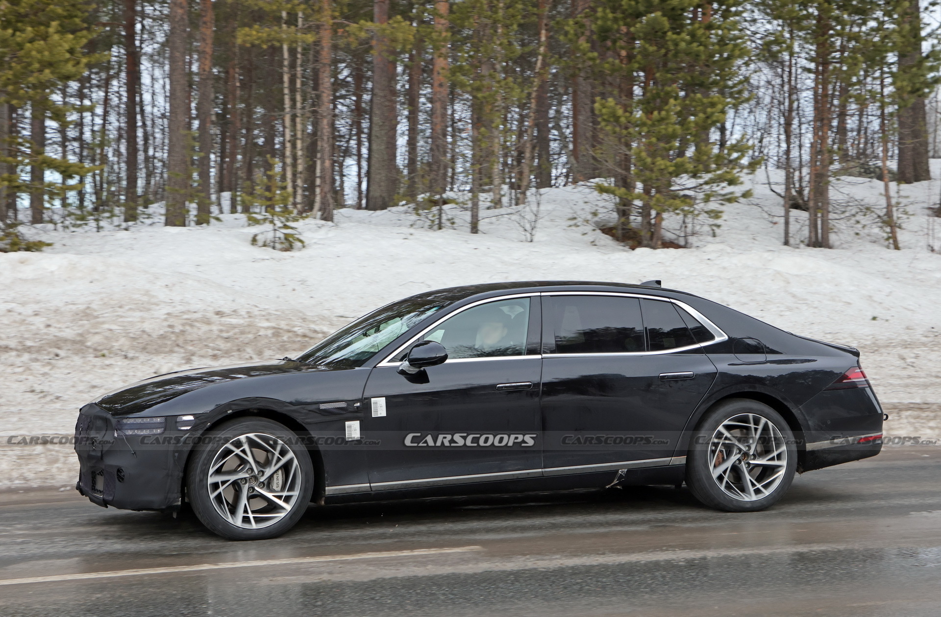 Genesis Spotted Testing 2023 G90 With A LiDAR | Carscoops