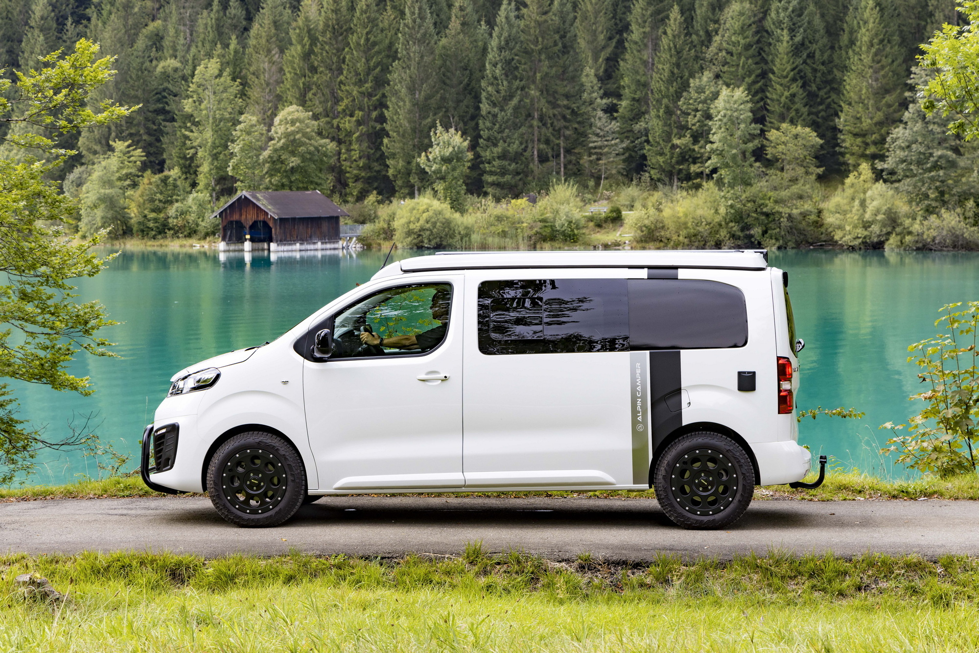 Alpincamper Turns Opel Vivaro Into A Cozy Camper Van For Adventurous ...