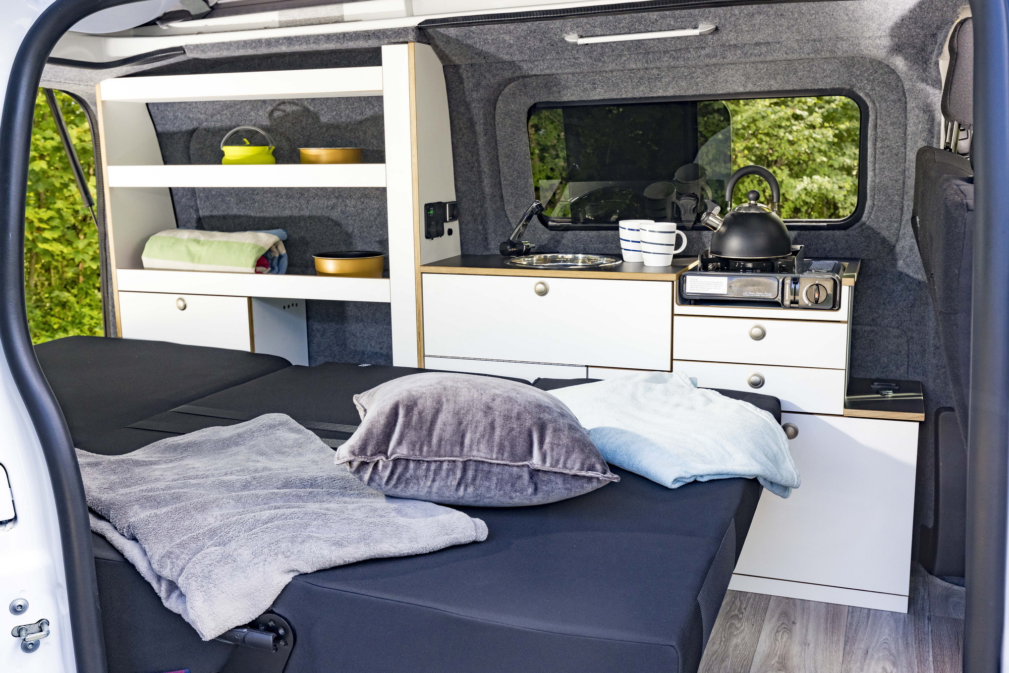 Alpincamper Turns Opel Vivaro Into A Cozy Camper Van For Adventurous ...