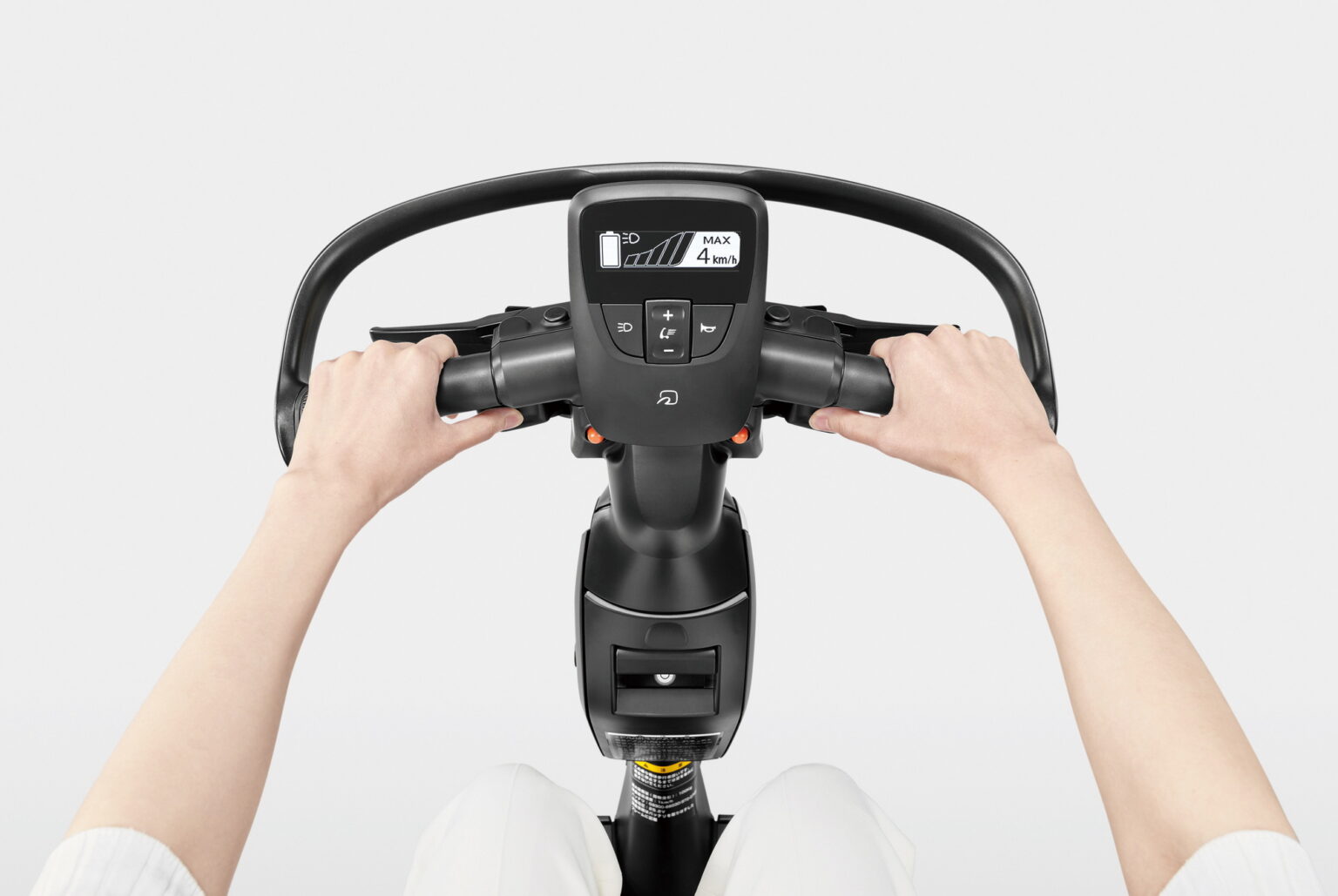 New Toyota C+Walk S Is A Sleek Mobility Scooter For Japan’s Aging ...