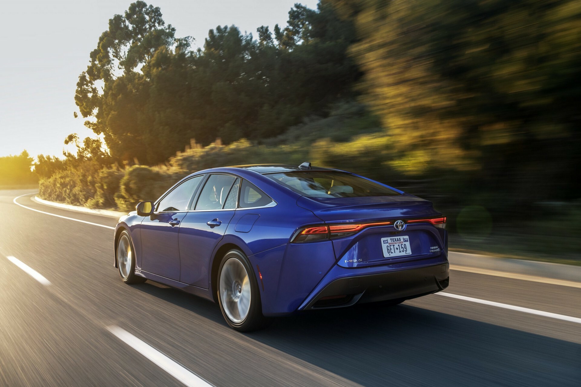 2023 Toyota Mirai Gains New Infotainment System, Remains California ...