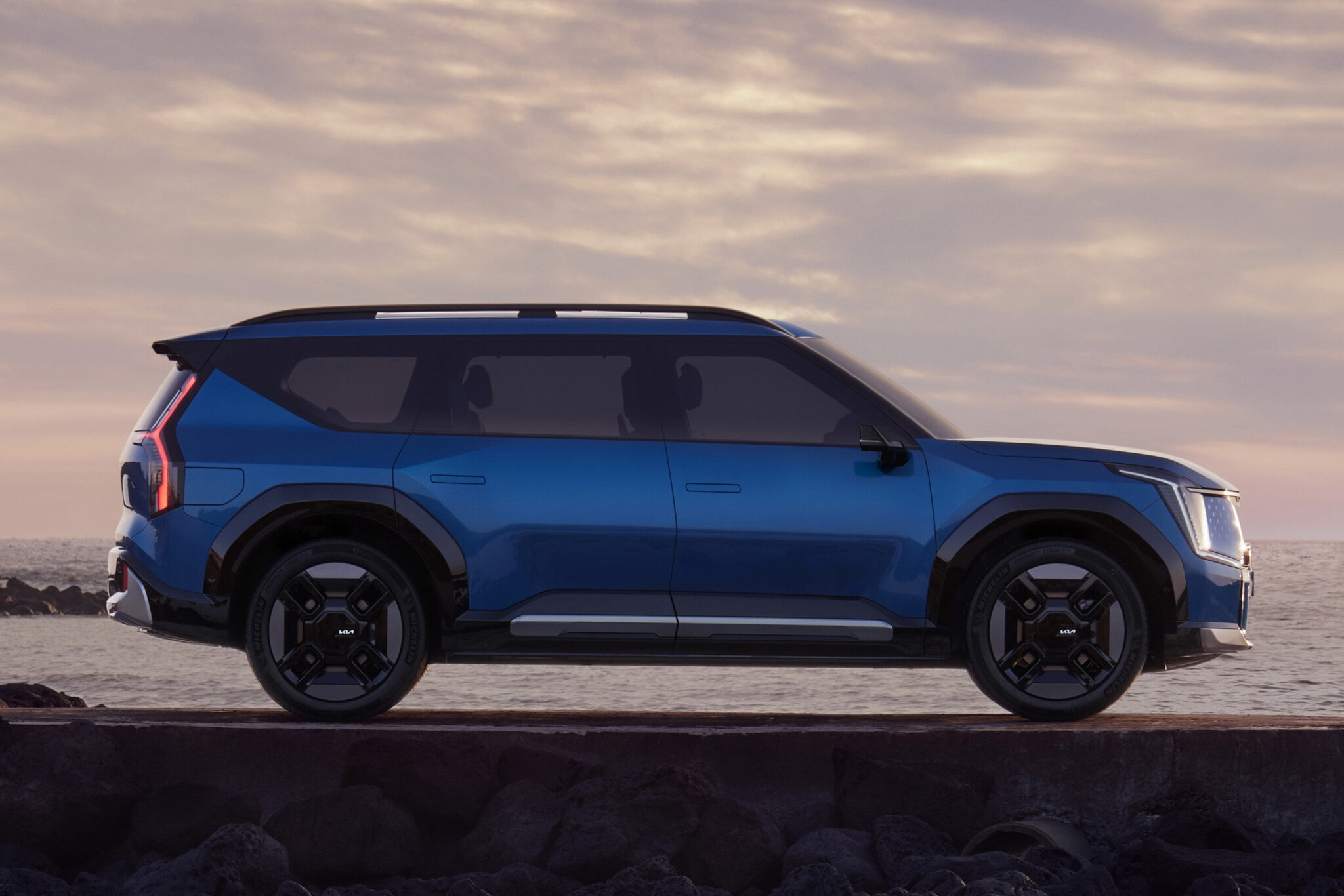 2024 Kia EV9 Detailed, Offers Power Boost Via Subscription And Up To ...