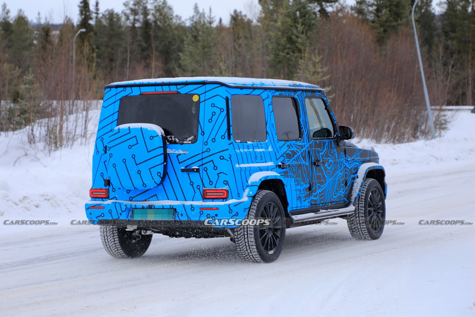 2024 Mercedes EQG Spied Flaunting Concept’s Square Faux Tire Carrier ...