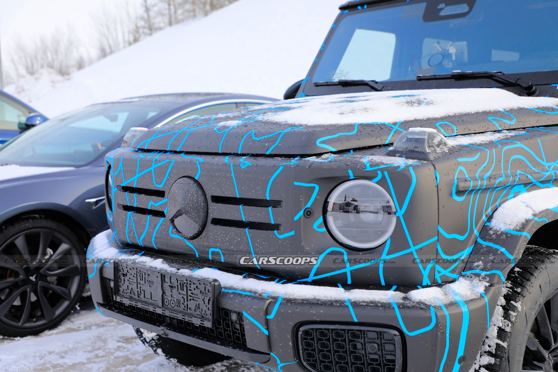 2024 Mercedes EQG Spied Flaunting Concept’s Square Faux Tire Carrier ...