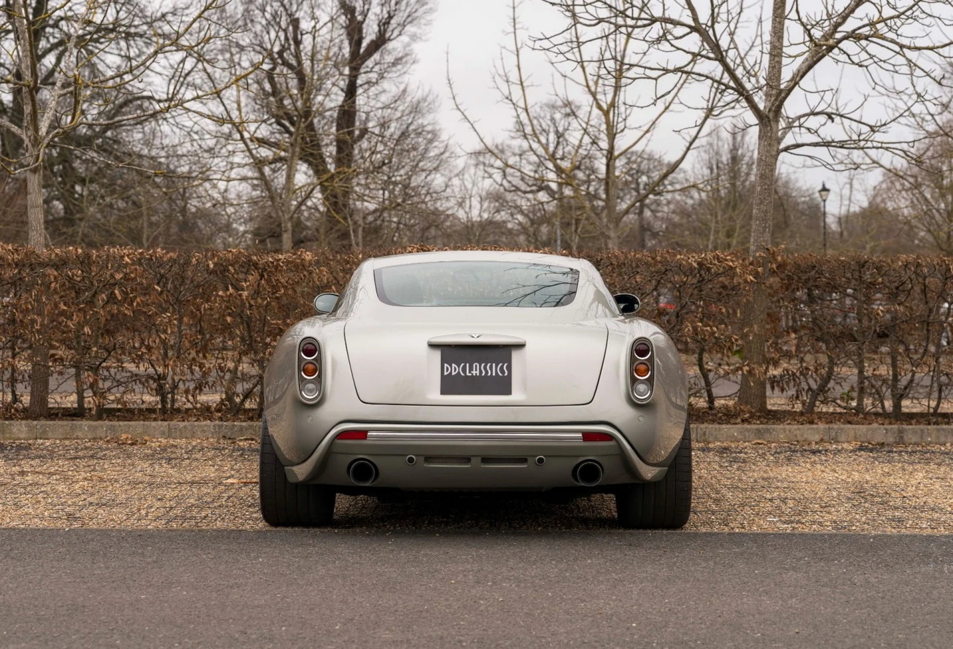 BAE Vantare Is A Rebodied Aston Martin DB9 Made To Look Like Bond’s ...