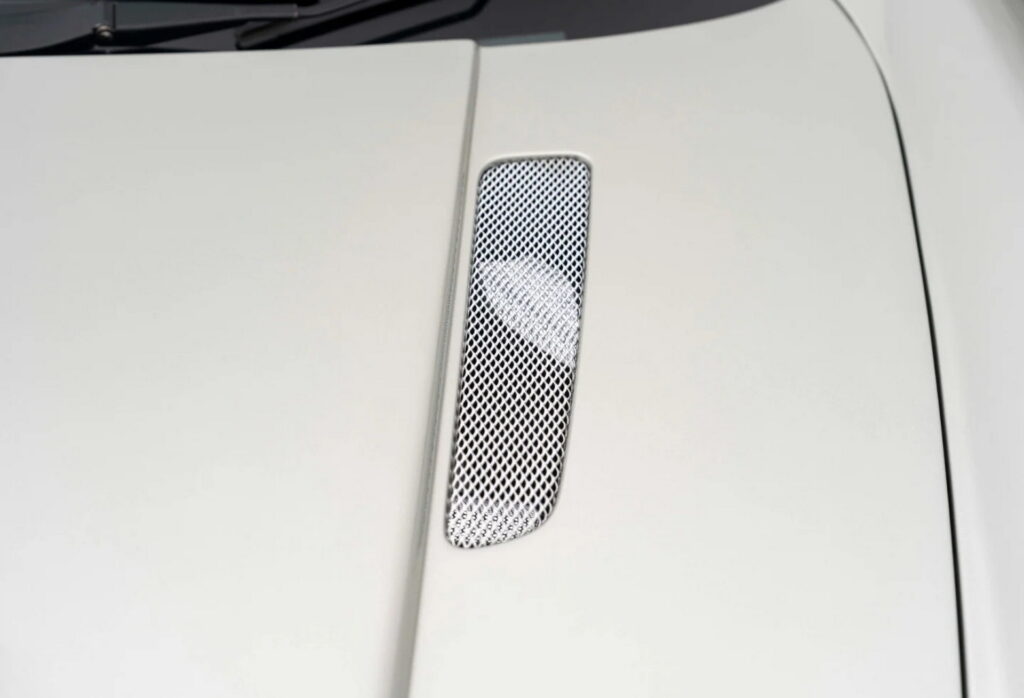 BAE Vantare Is A Rebodied Aston Martin DB9 Made To Look Like Bond’s ...