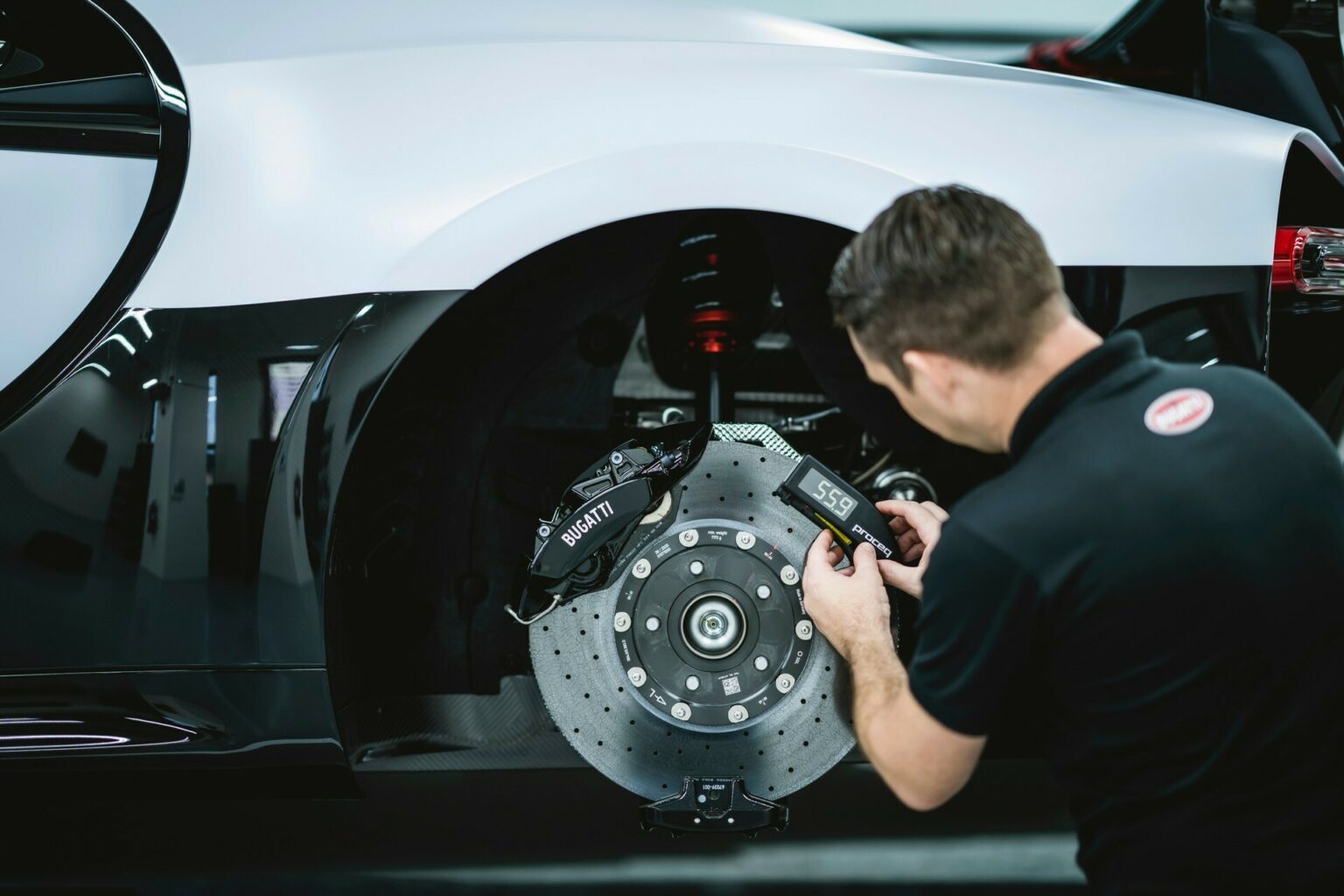 These Are The Best Places In The World To Take Your Bugatti For Service ...