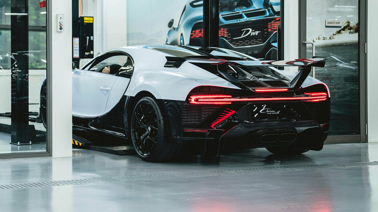 These Are The Best Places In The World To Take Your Bugatti For Service ...