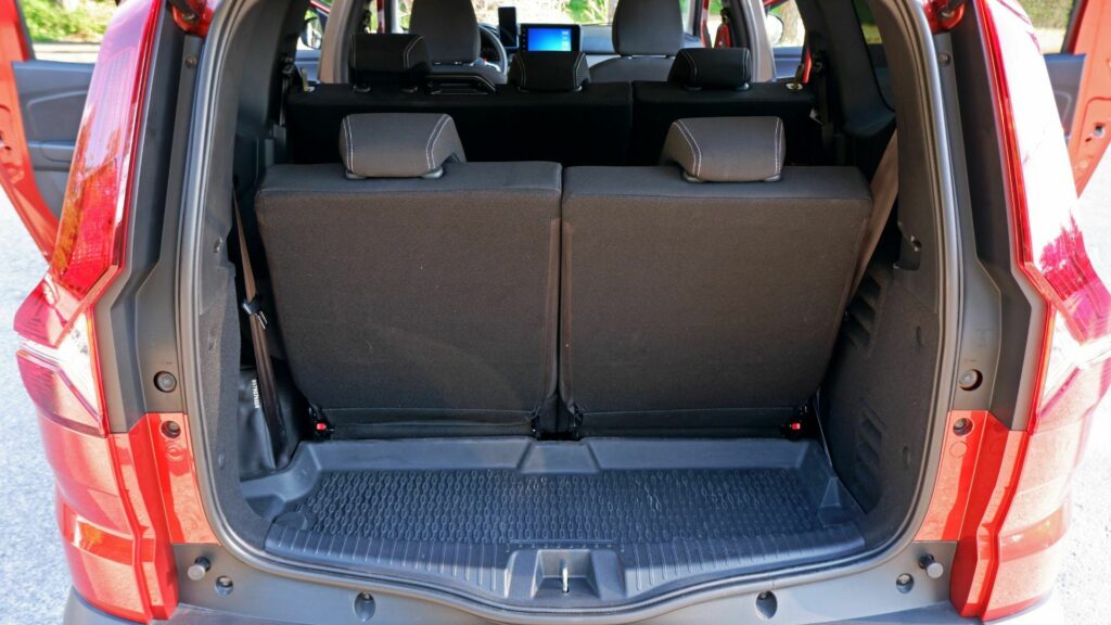 Converting The Dacia Jogger Into A Budget Four-Seater Limo | Carscoops